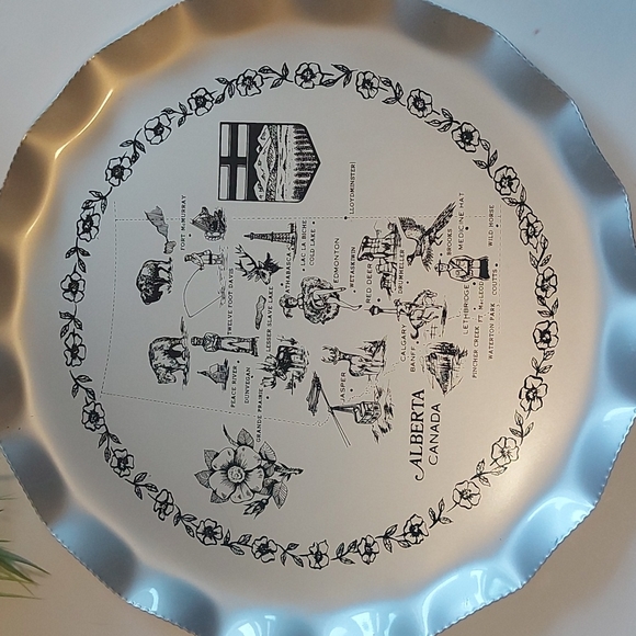 Silhouette | Dining | Vintage Alberta Canada Map Serving Tray By ...